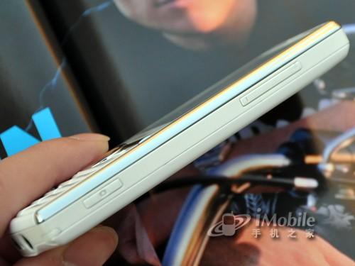 小巧时尚 华为TD入门级手机T2281评测(2)_手机_科技时代_新浪网