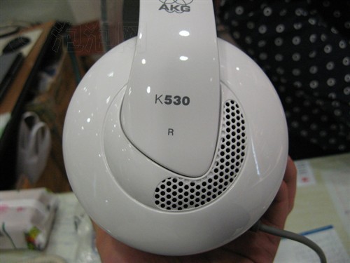 专业也可以很时尚 AKG-K530监听耳机_数码_科技时代_新浪网