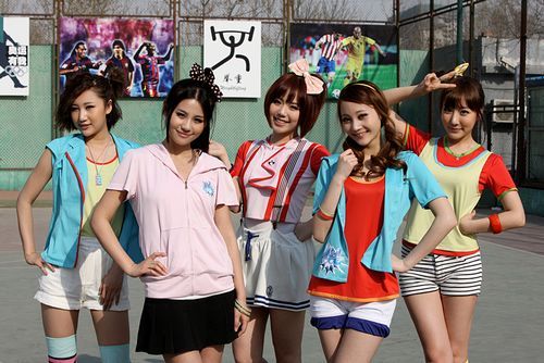 Lotte Girls登陆《天天把歌唱》献唱劲歌热舞_影音娱乐_新浪网