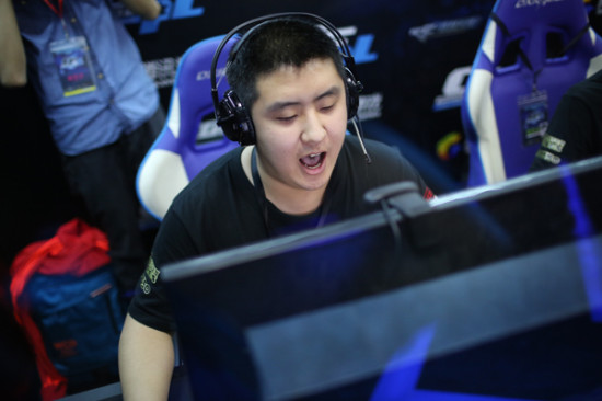 CFPL S5常规赛第一轮结束 回首激烈赛况_穿越火线_网络游戏_新浪游戏