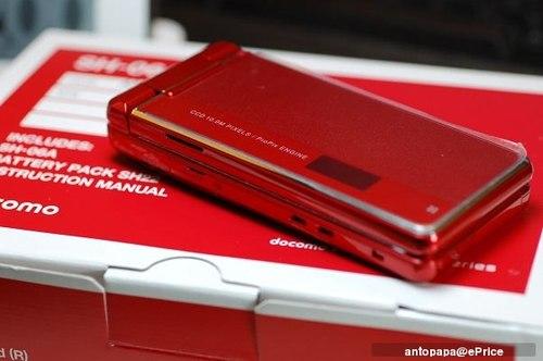 千万像素 红色版夏普SH-06A开箱图赏_手机_科技时代_新浪网