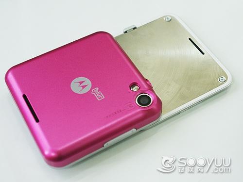 时尚方块智能3G机 摩托罗拉ME511评测_手机_科技时代_新浪网