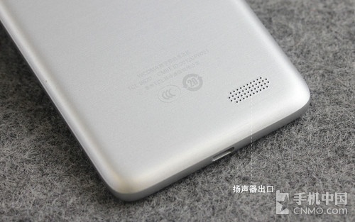 4.7英寸超大屏纤薄双核 TCL S820评测_手机_科技时代_新浪网