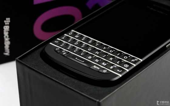 1.5GHz主频BB10系统 黑莓Q10详细评测|黑莓|BB10|全键盘_手机_新浪科技_新浪网