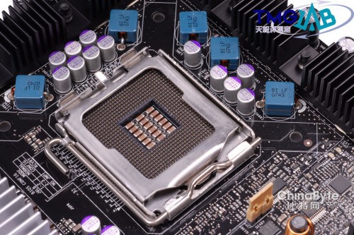 至尊八核平台 英特尔Skulltrail全面评测(3)_硬件_科技时代_新浪网