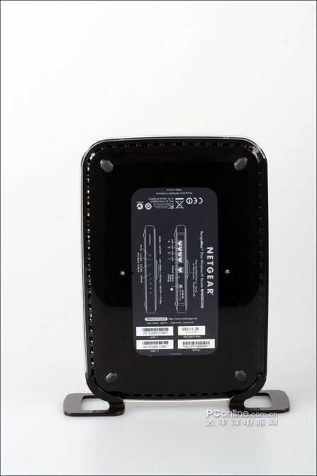 强大昂贵的四核！网件WNDR330双频无线路由_硬件_科技时代_新浪网