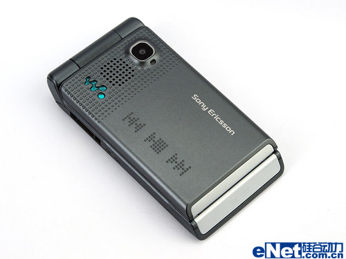流行先锋 索爱翻盖音乐手机W380c图赏_手机_科技时代_新浪网