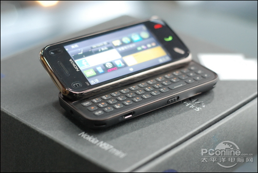 旗舰风采 诺基亚N97mini港行现价3K3_手机_科技时代_新浪网