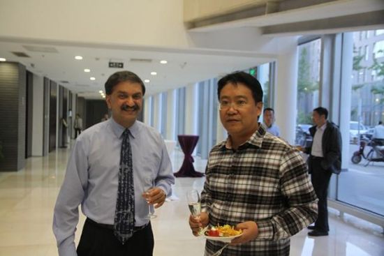 光华EMBA74班收获秋天：同学有话说_北大光华校友_新浪财经_新浪网