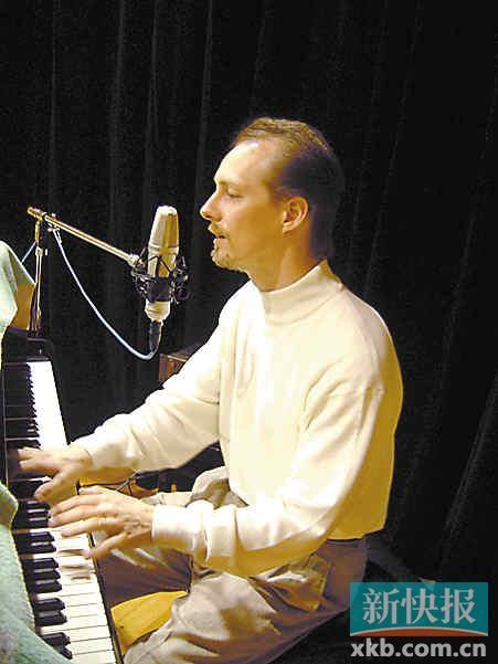 Tony Bott 广州音乐市场还有待发展_新浪新闻