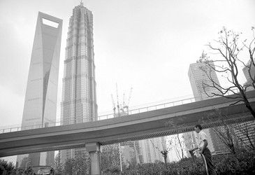 陆家嘴步行连廊已基本建成 预计十一前正式启用_新浪上海_新浪网