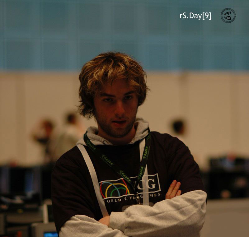 Day[9]专访：我不认为亚洲正领跑星际2_网络游戏星际争霸2_新浪游戏_新浪网