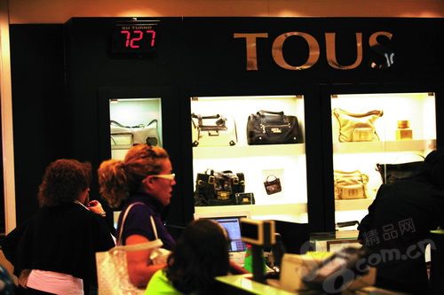 TOUS 淘气小熊的时尚之旅(图)(2)_新浪尚品_新浪网